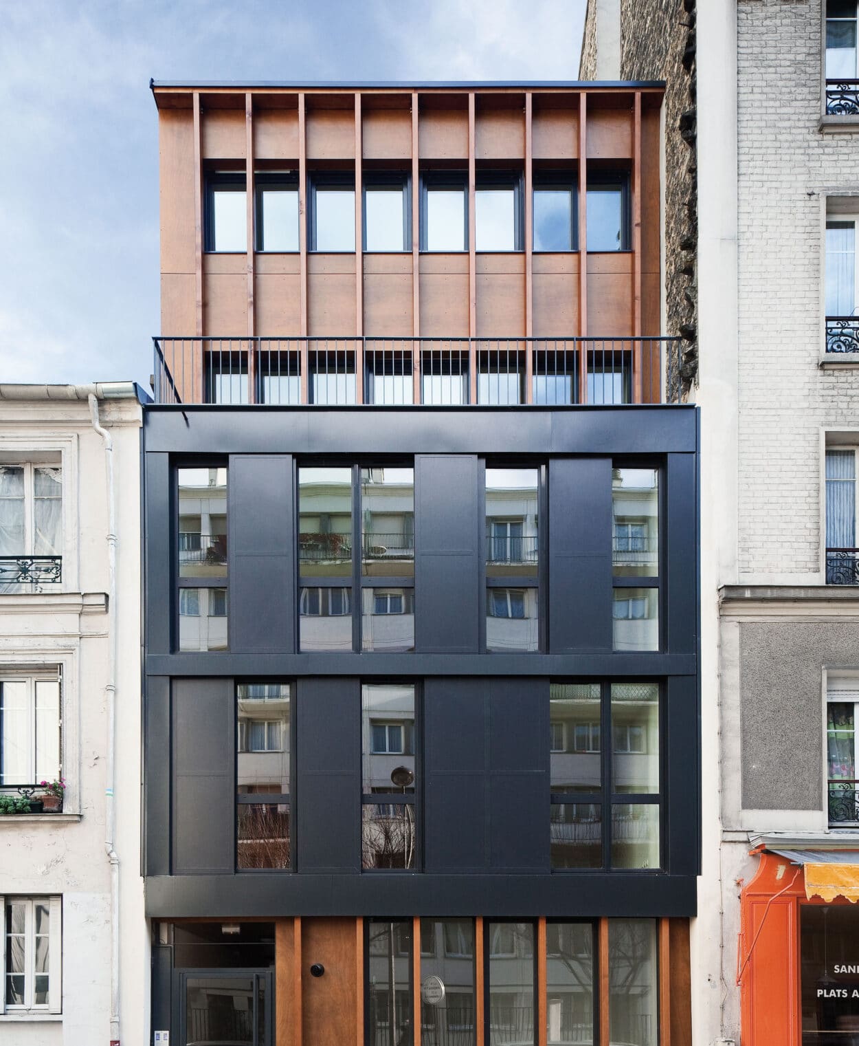 Housing in Rue Pouchet — Parklex Prodema
